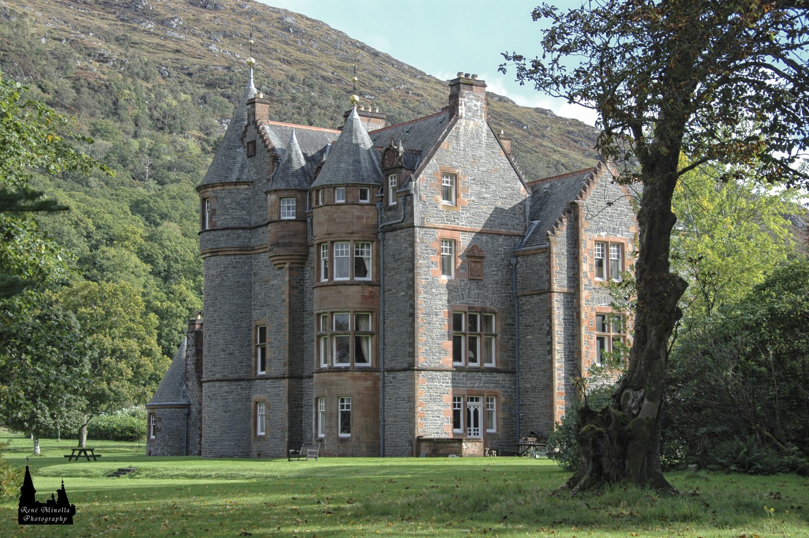 Kinlochmoidart Castle, Lochailort, Schottland